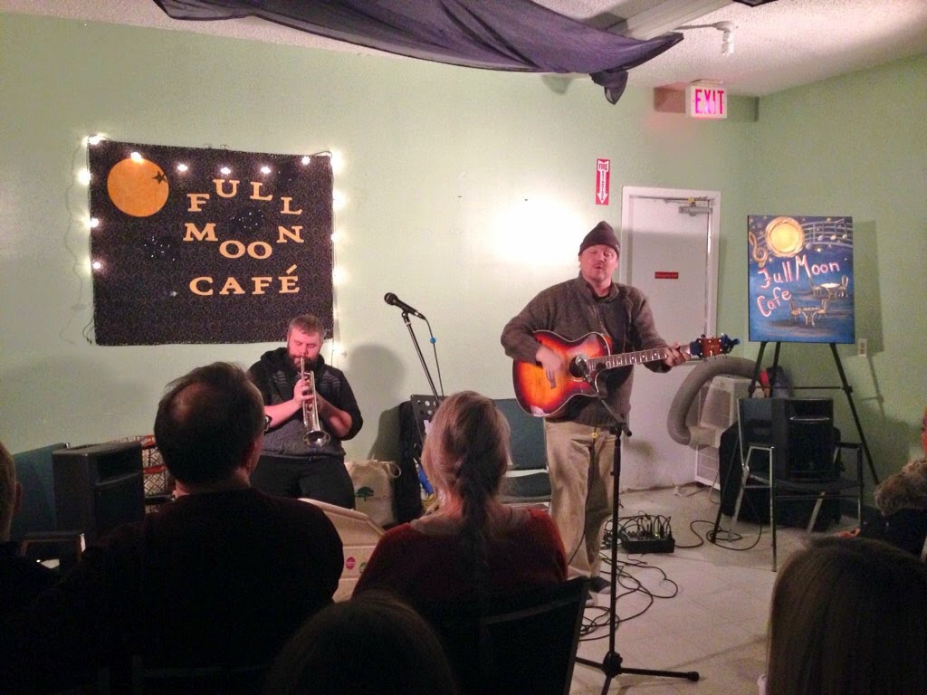 Our evening at the Full Moon Cafe