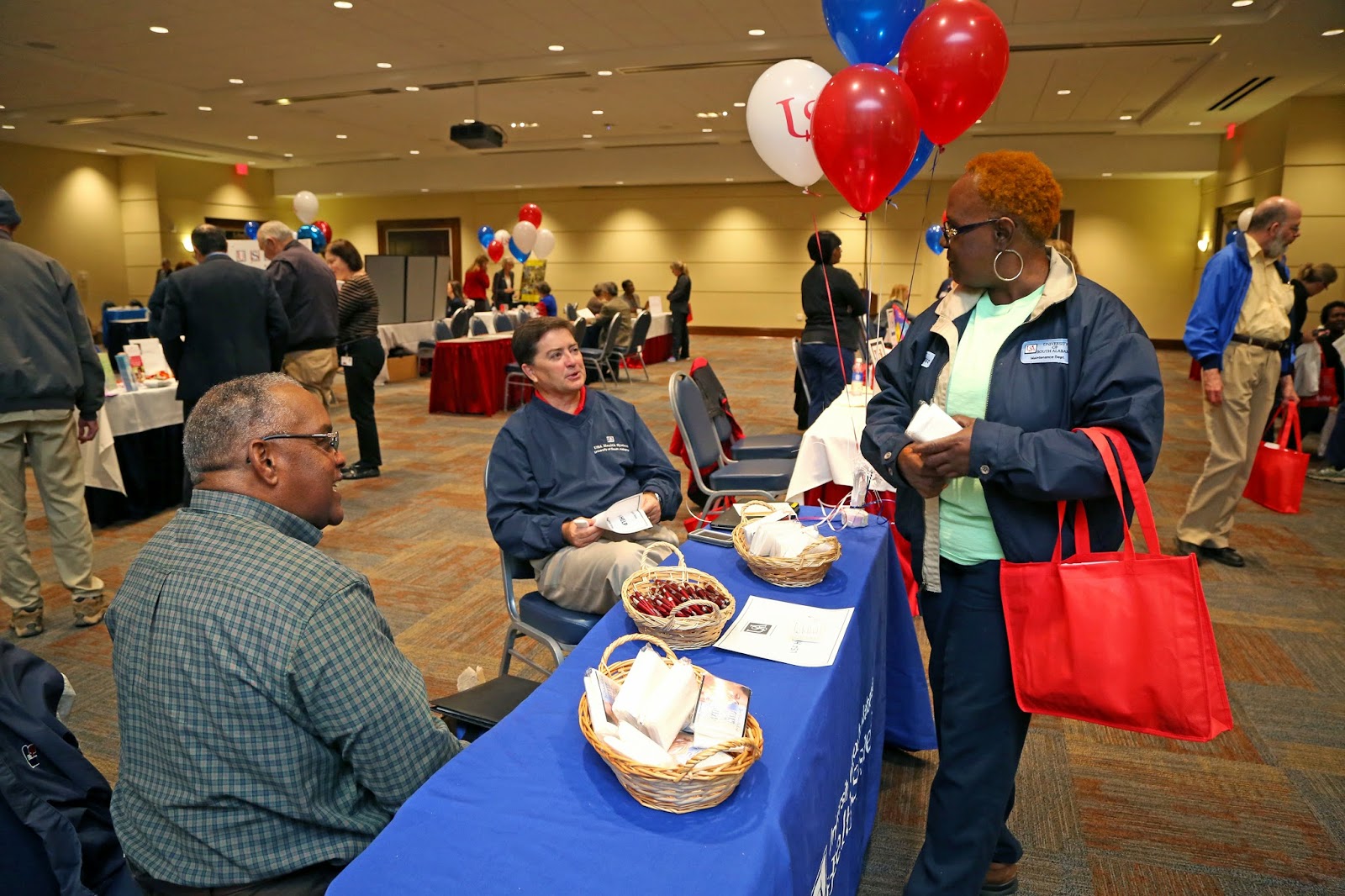Med School Watercooler: USA Physicians Group Participates in Benefits Fair