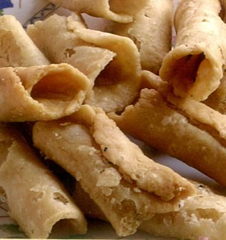 Easy south indian recipe: Kuzhalappam Kerala Recipe