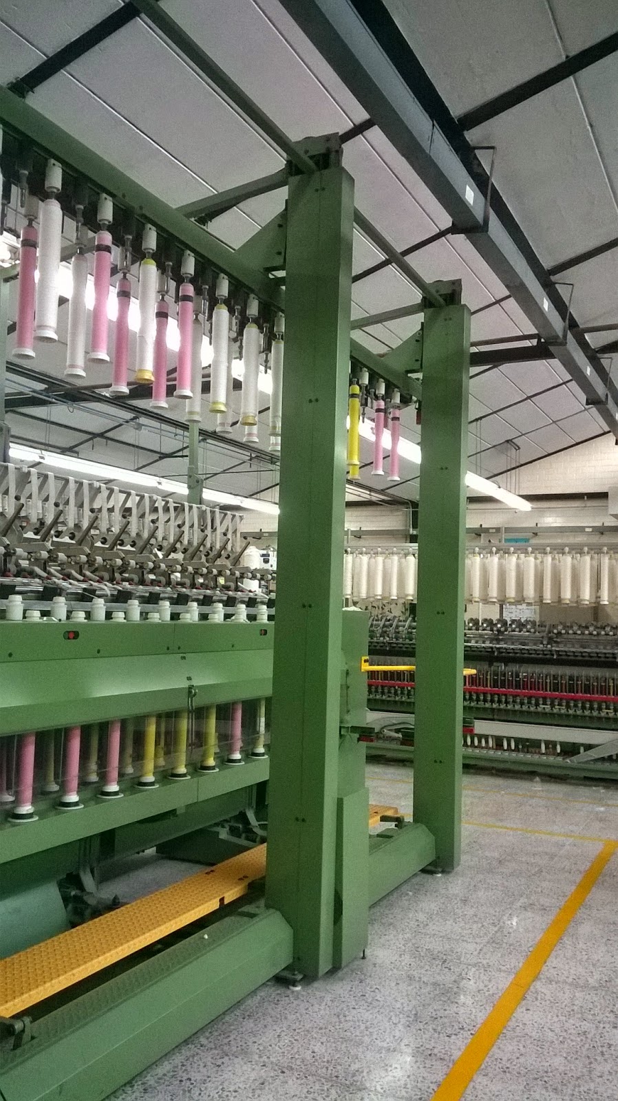 MÉTODOS DE HILADO: INTRODUCCIÓN A LA HILATURA