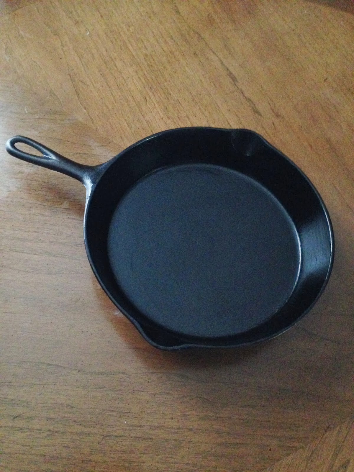 Meg's Old Fashioned Modern World: Caring of Cast Iron