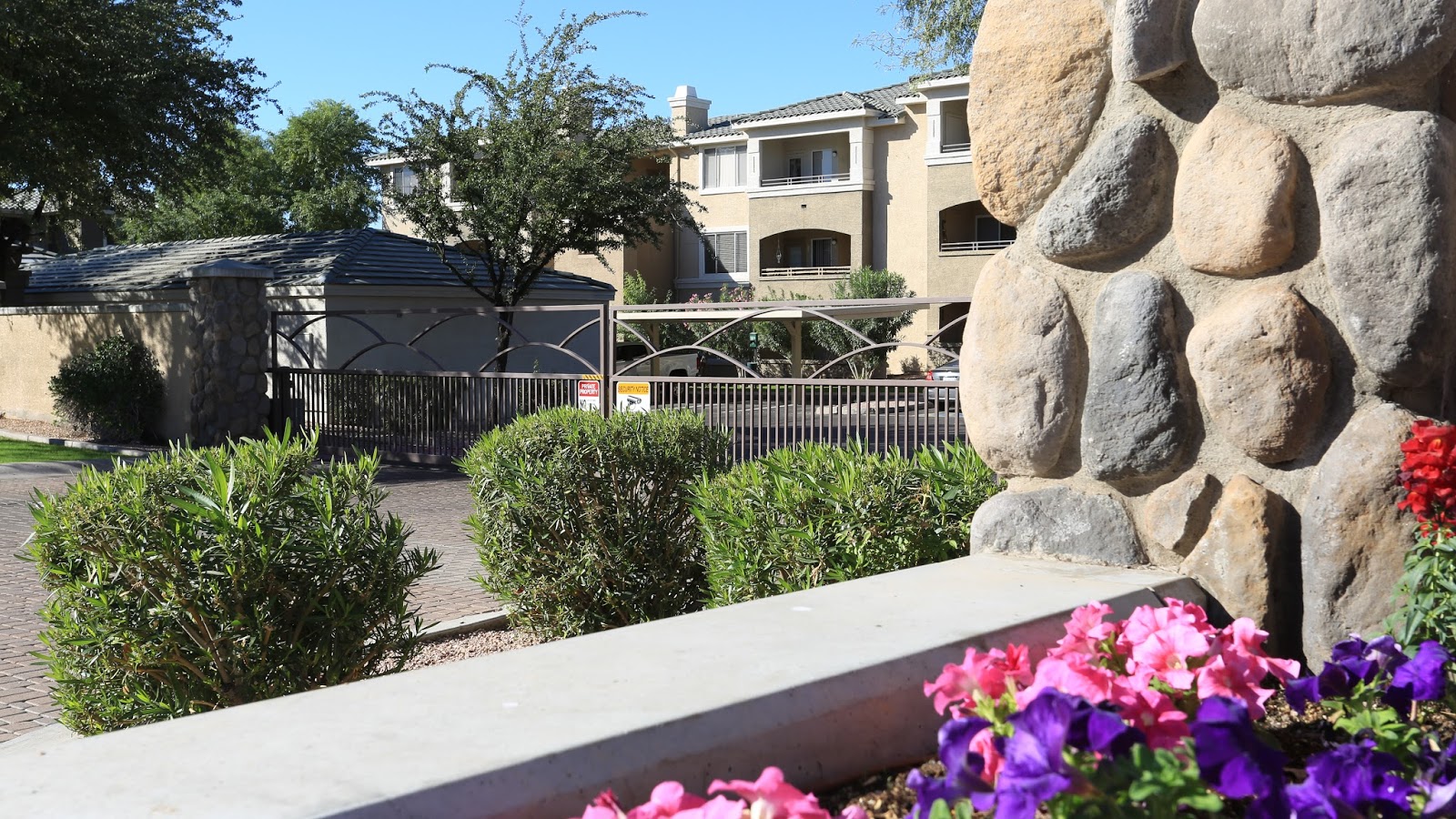 Beautifully upgraded Phoenix condo in gated Riverwalk: Just Listed - 1 ...