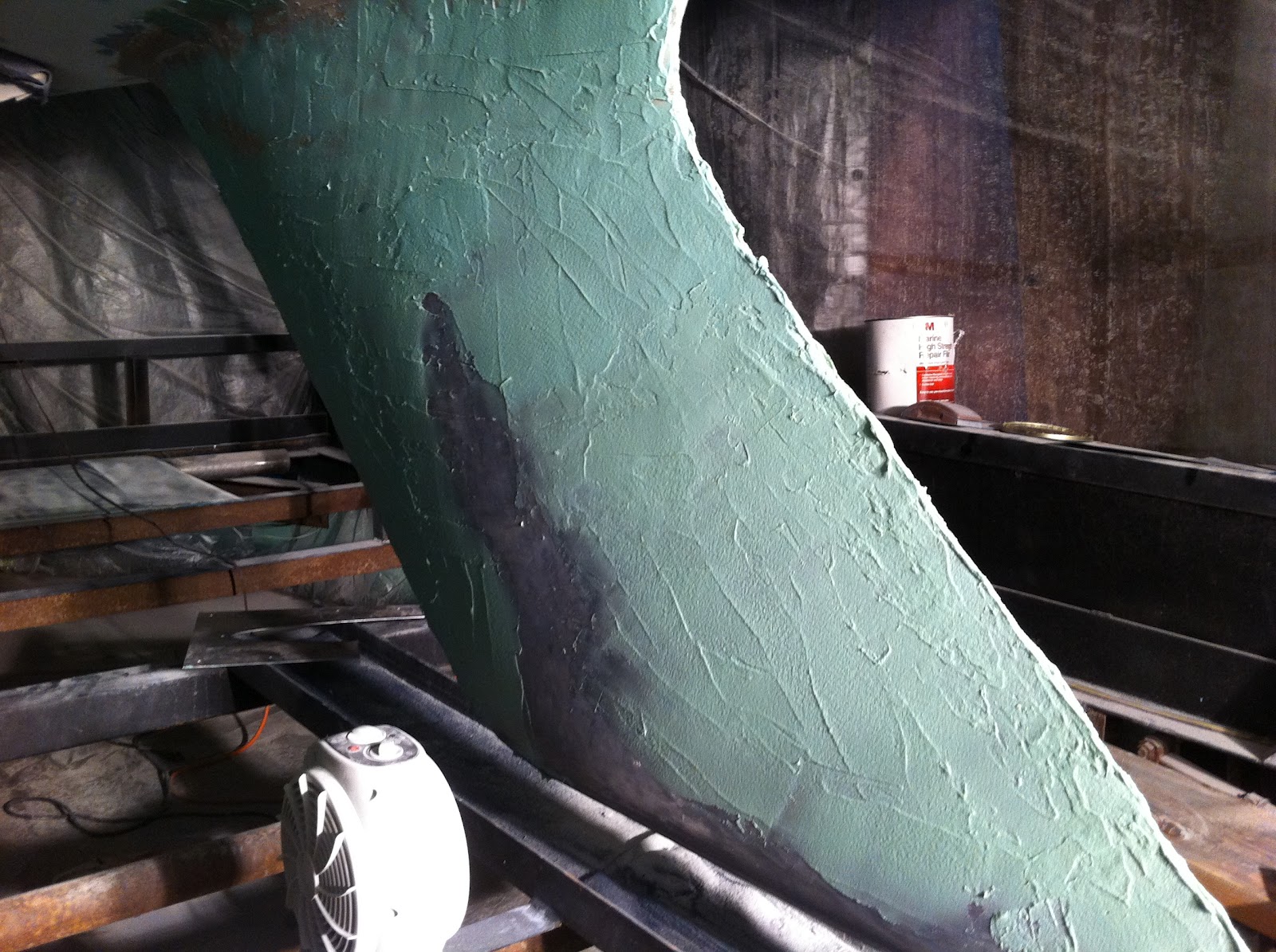 Mayhem! - San Juan 24 Restoration: Keel Fairing Underway!