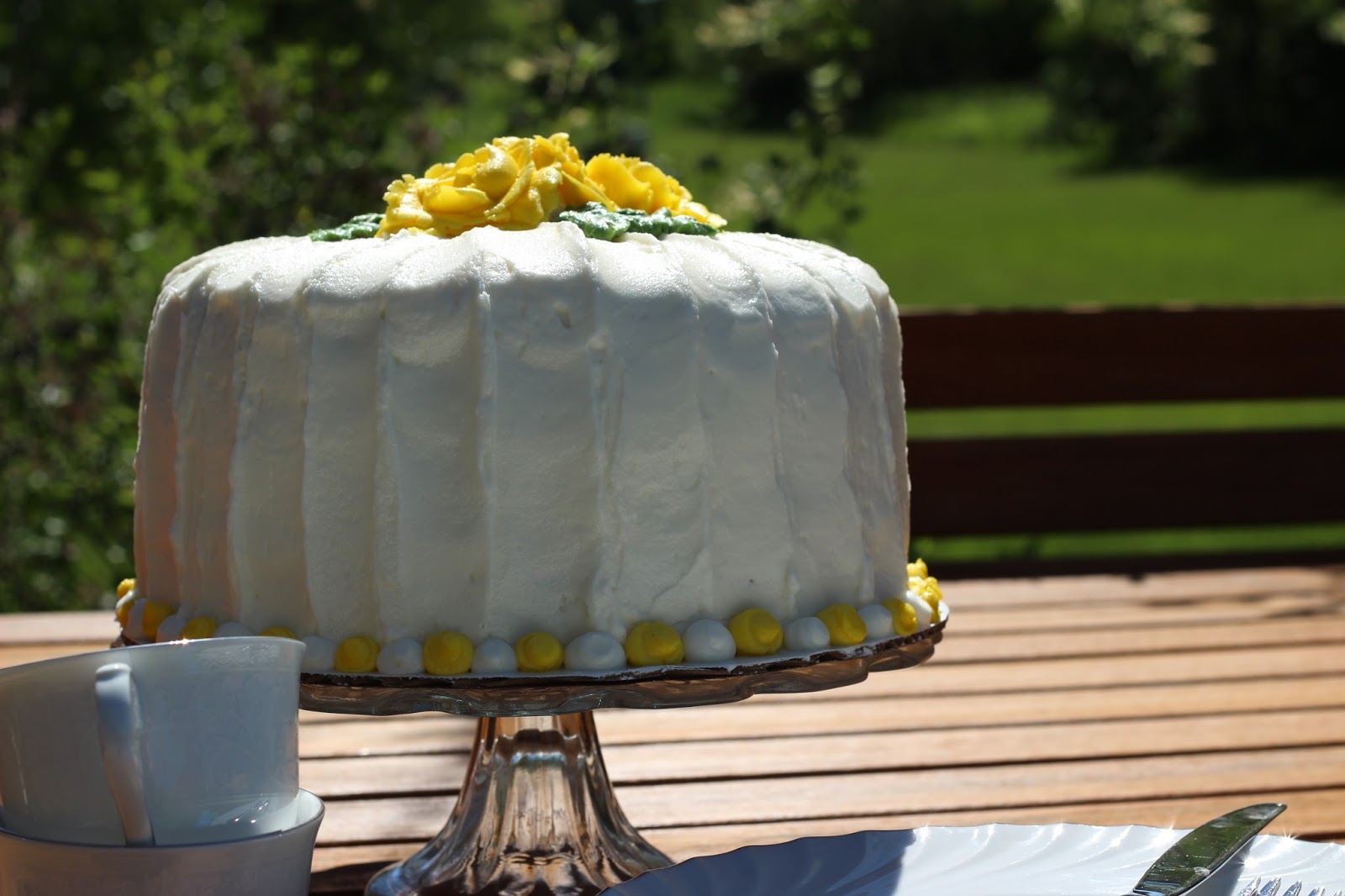 Flour and Glue : Rustic frosting