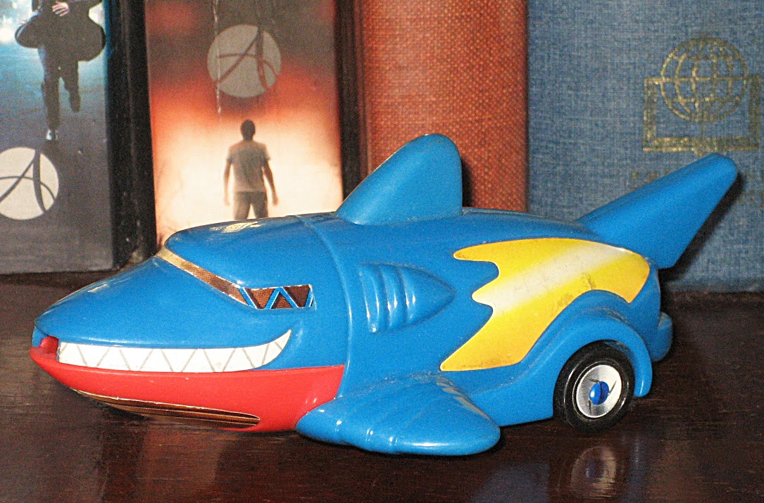 Percy's Fast Food Toy Stories : Blue Shark Car - McD