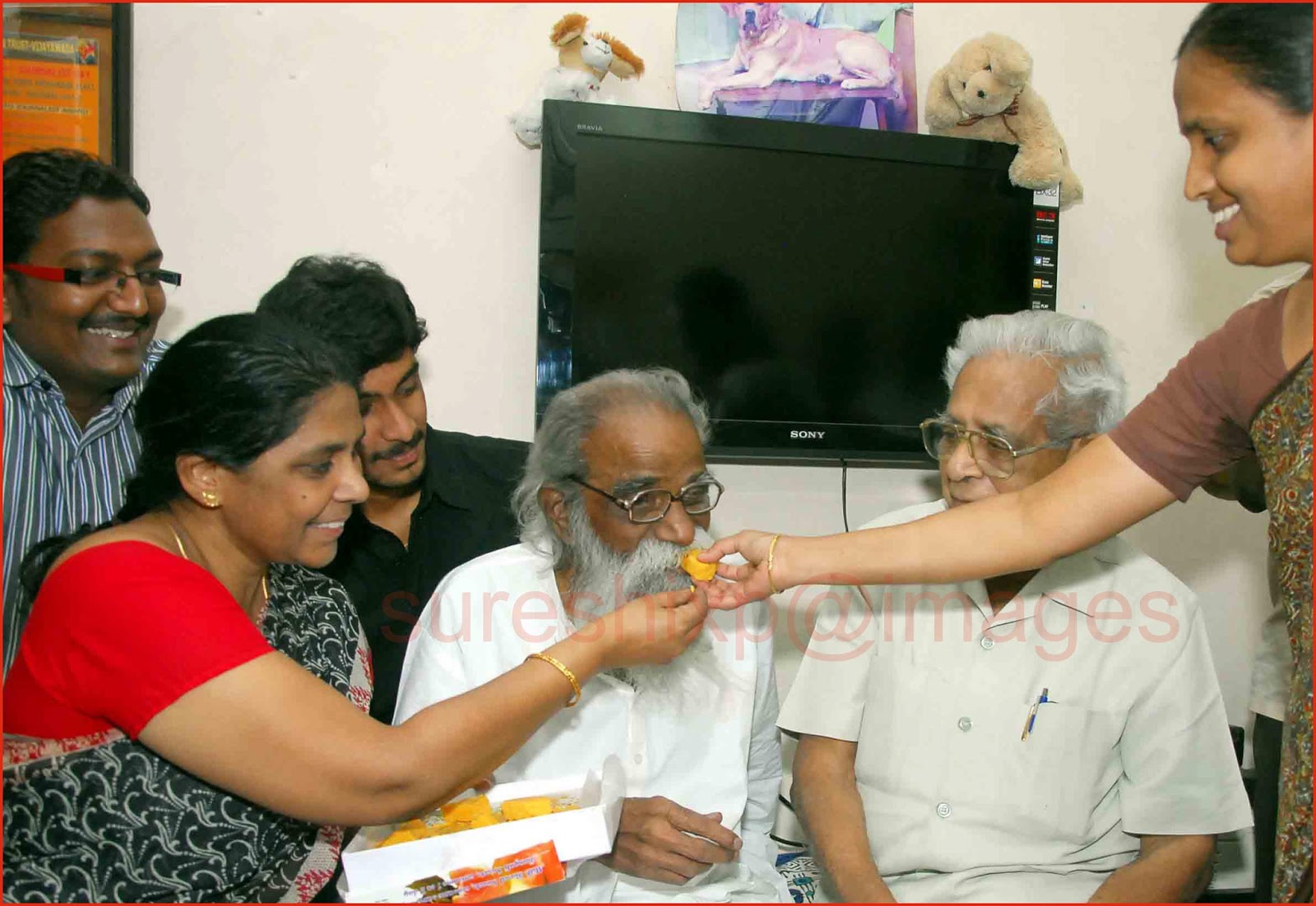 A Suresh Kumar - Photo Journalist: JNANPITH