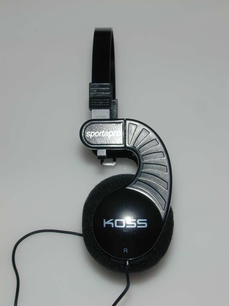 HK2046: 正品 Koss KSC35 / SportaPro黑膠版 PP 高斯耳機 0605 2011