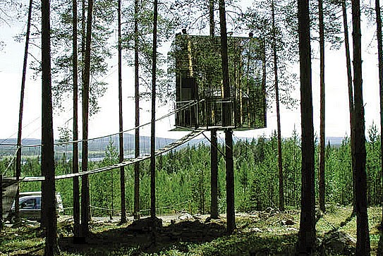 Best Wonderful Places: Top 8 Unusual Hotel Structures in the World