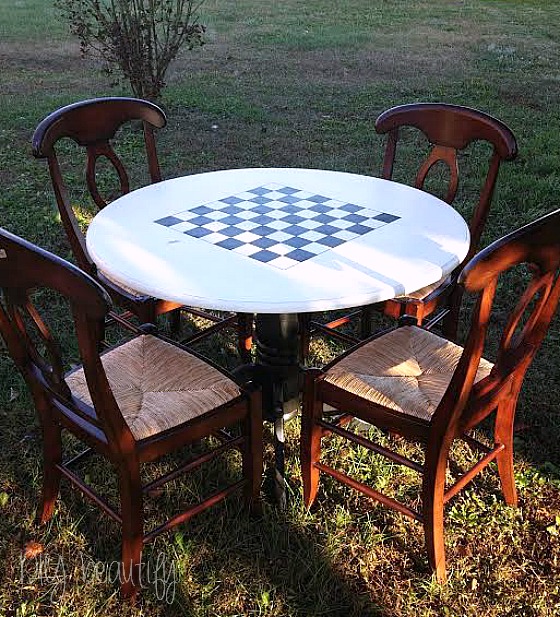 DIY Checkerboard Table DIY Beautify Creating Beauty At Home diy-checkerboard-table-diy-beautify-creating-beauty-at-home