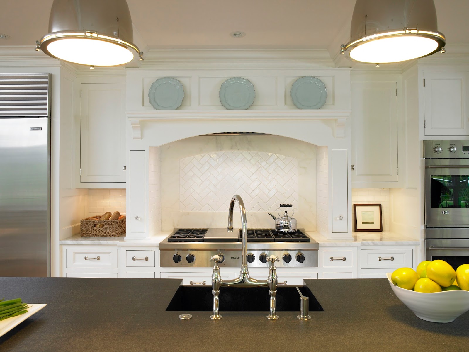The Designer's Muse: Hoodwinked: Fabulous Kitchen Hoods