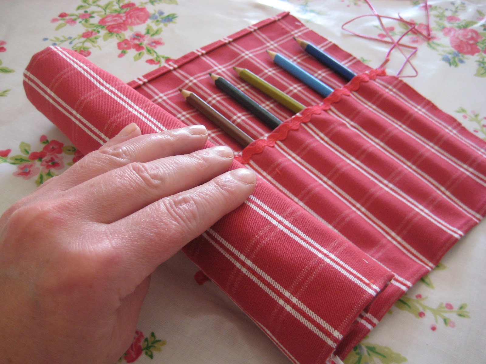 Pencil Roll Diy at Lori Santiago blog