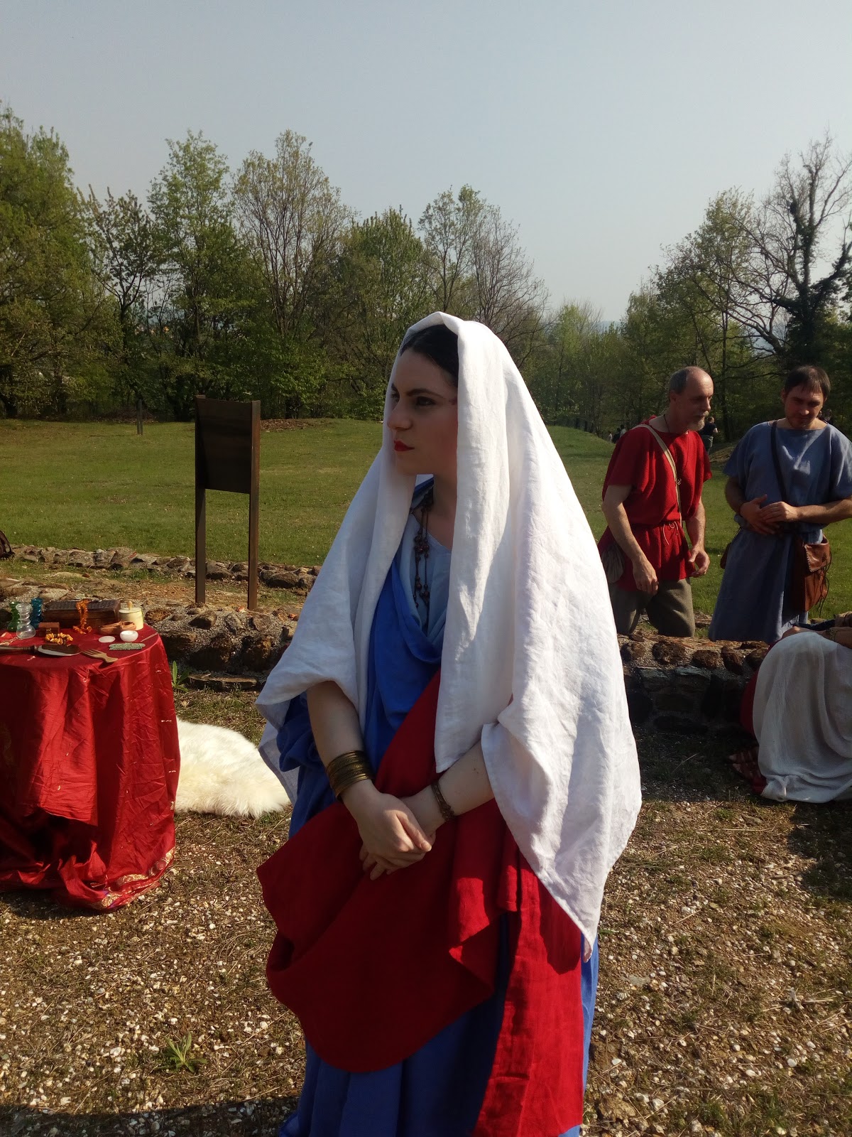 New Ancient Roman stola and veil in linen
