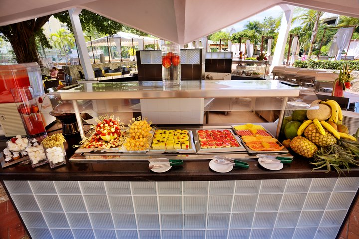 CLUB DOMINICAN FIESTA: Buffet Club Dominican Fiesta