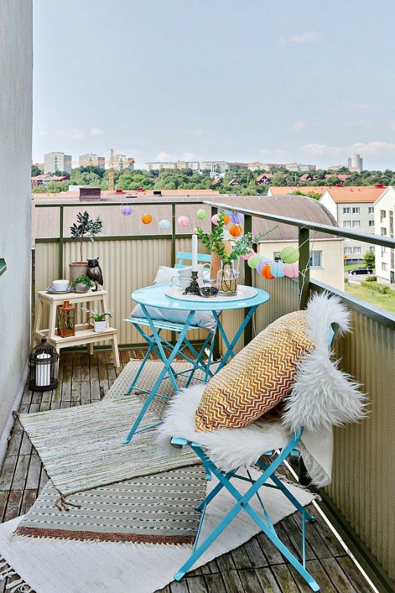 HOME & GARDEN: 50 idées pour profiter de son balcon à l'abri des regards