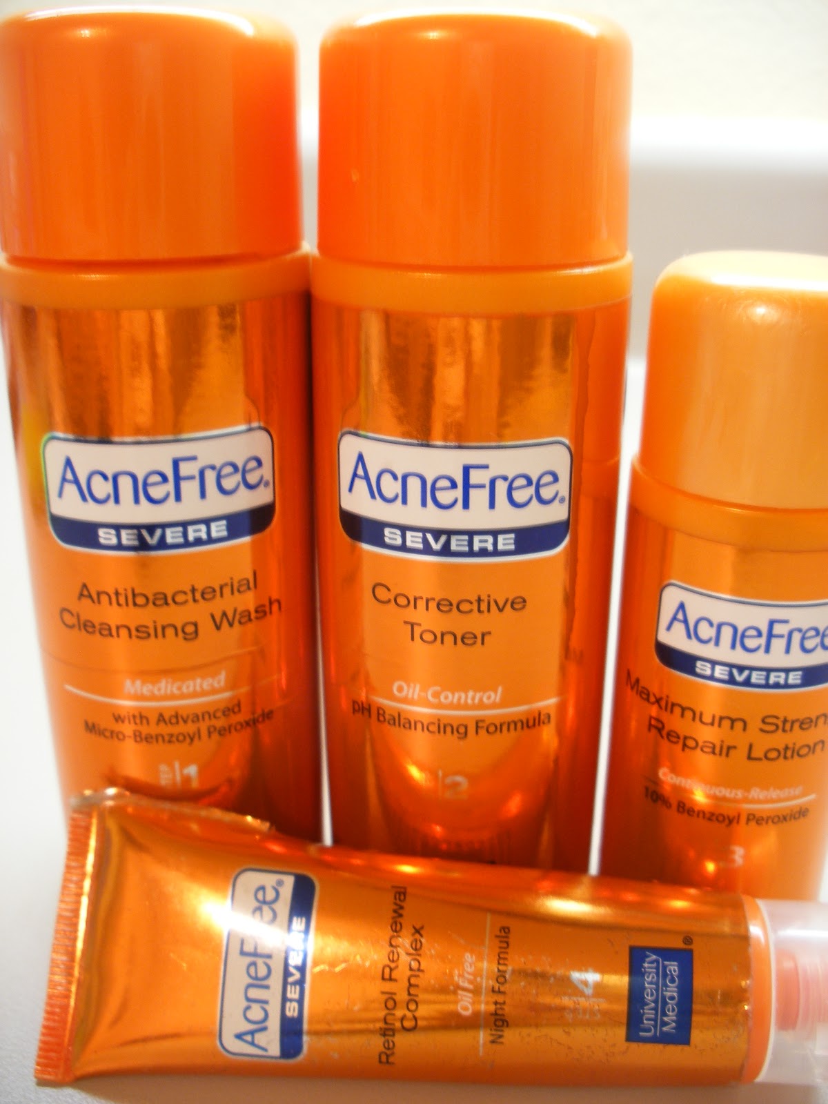Pretties and Pearls: Review: AcneFree Severe