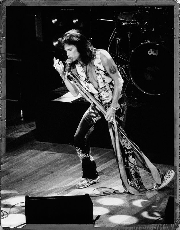 Fridays in Concert - Steven Tyler on stage