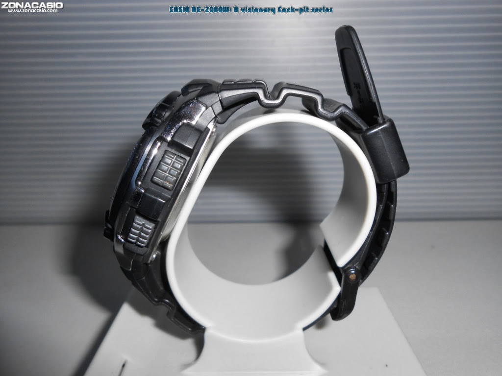 Zona Casio: Prueba: Casio AE-2000W. Un reloj de altos vuelos