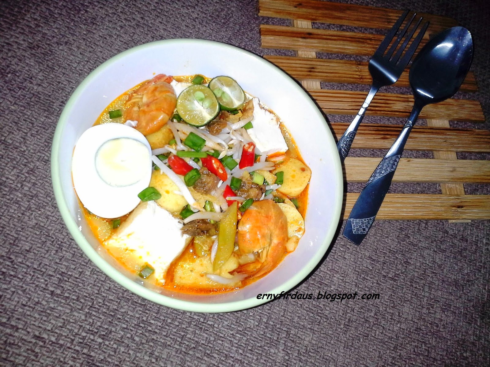 TERU TERU BOZU: Resipi: Mi Kari Seafood Lazat Berlemak...