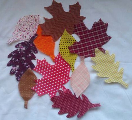 Ain't That The Berries: Easy DIY Fabric Fall Leaves