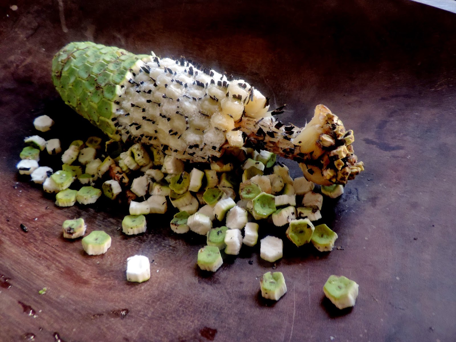 come-se: A fruta deliciosa. Monstera deliciosa. Compota de deliciosa