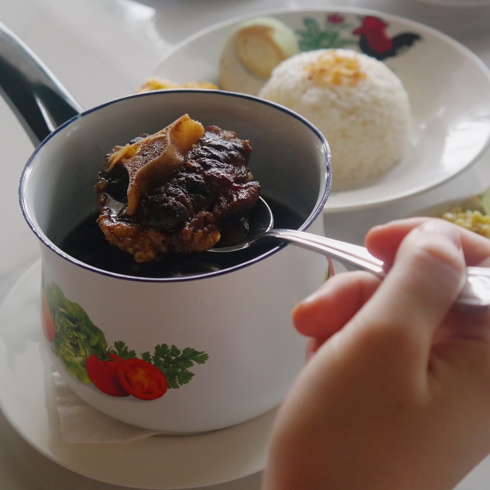 Tummy Prosperity: Dailycious, “To Eat is Human, To Eat Well is Divine”