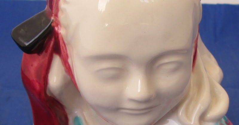 Bust from Plougastel by Jeanne Leveque of Quimper Circa 1950 - SOLD