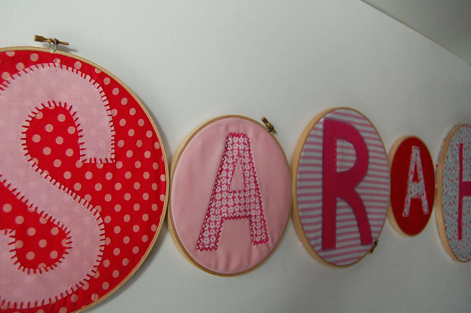 Ginja Designs: letter hoops...