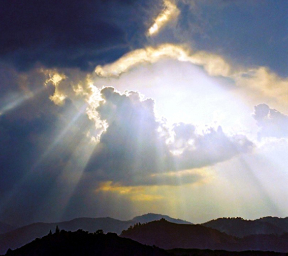 Sebirblu: La magnifica visita di Yogananda a Teresa Neumann