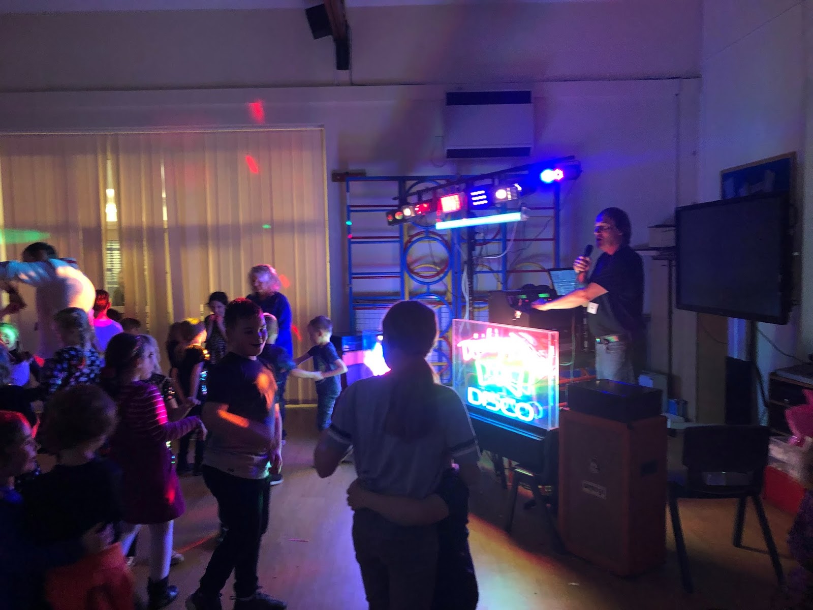 Lady Elizabeth Hastings School Blog : Disco Time