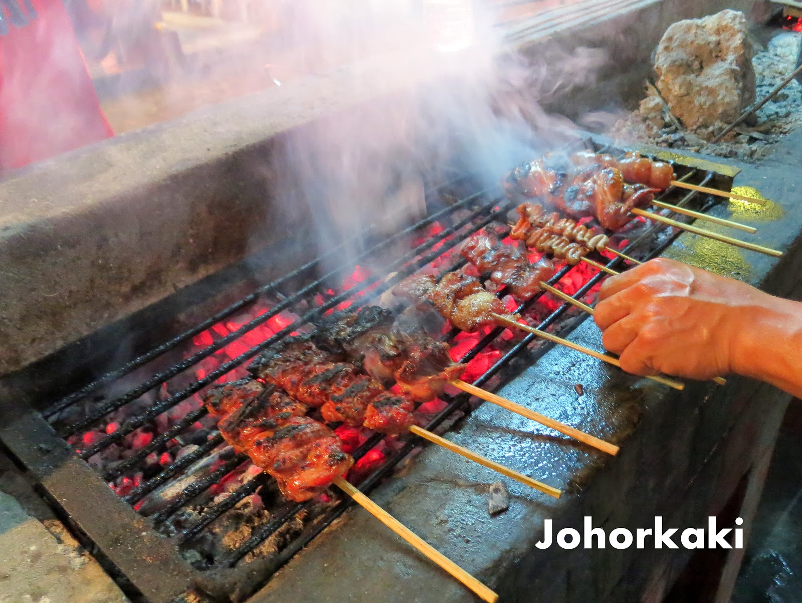Cebu Larsian BBQ - More Fun in the Philippines |Tony Johor Kaki Travels ...