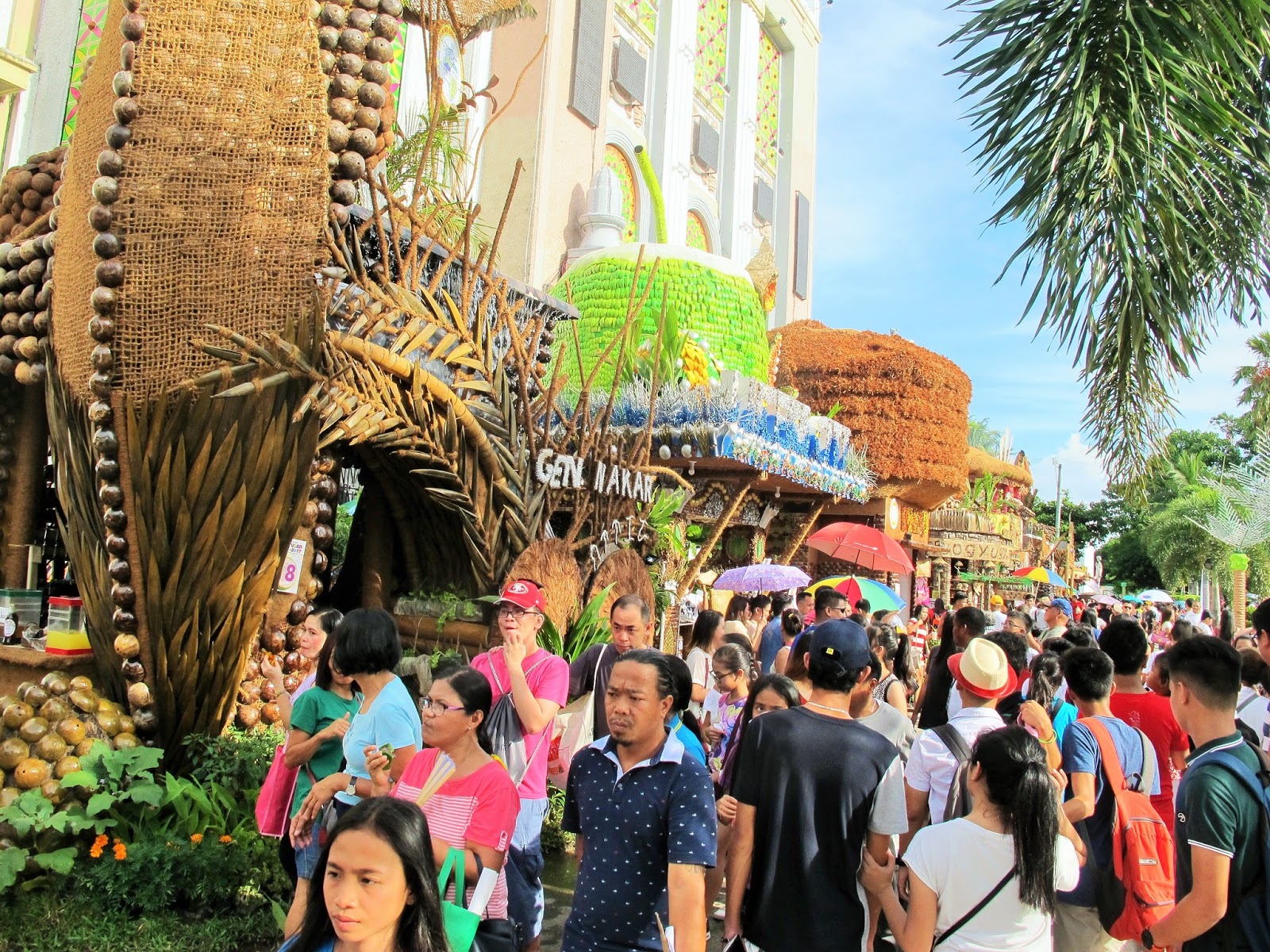 Gridcrosser: Coconut Creativity: Spectacles and Festivity at Quezon’s ...