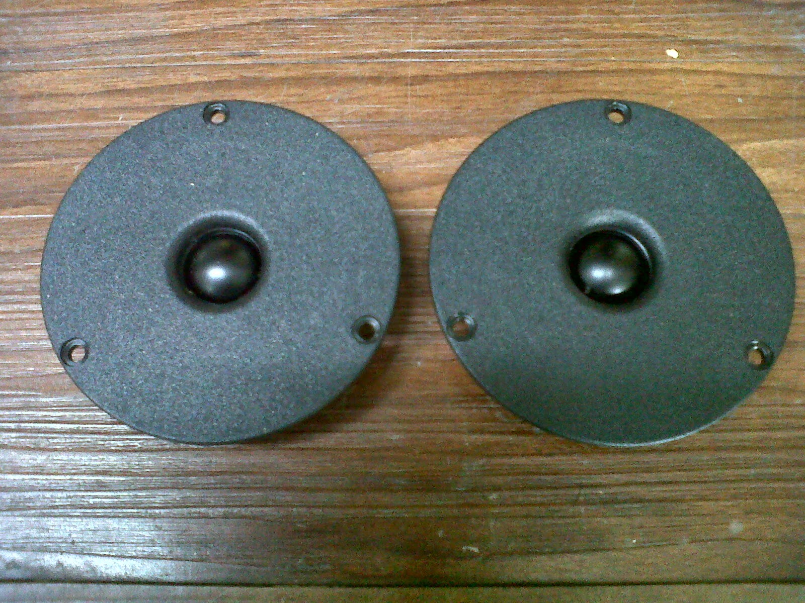 Loudspeakers101: Vifa D19TD-05 Tweeter
