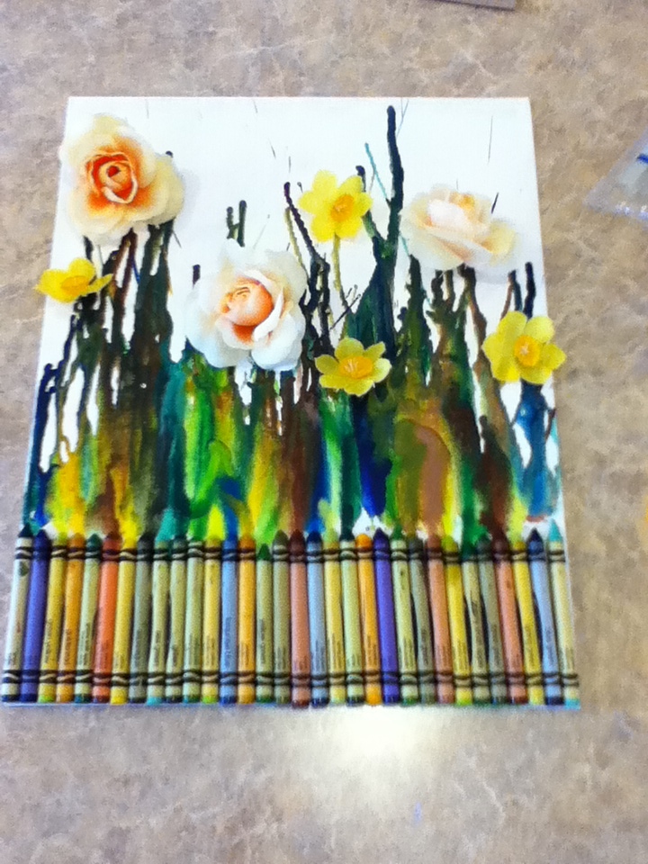 The Nifty Niche: Melted Crayon Flower Art