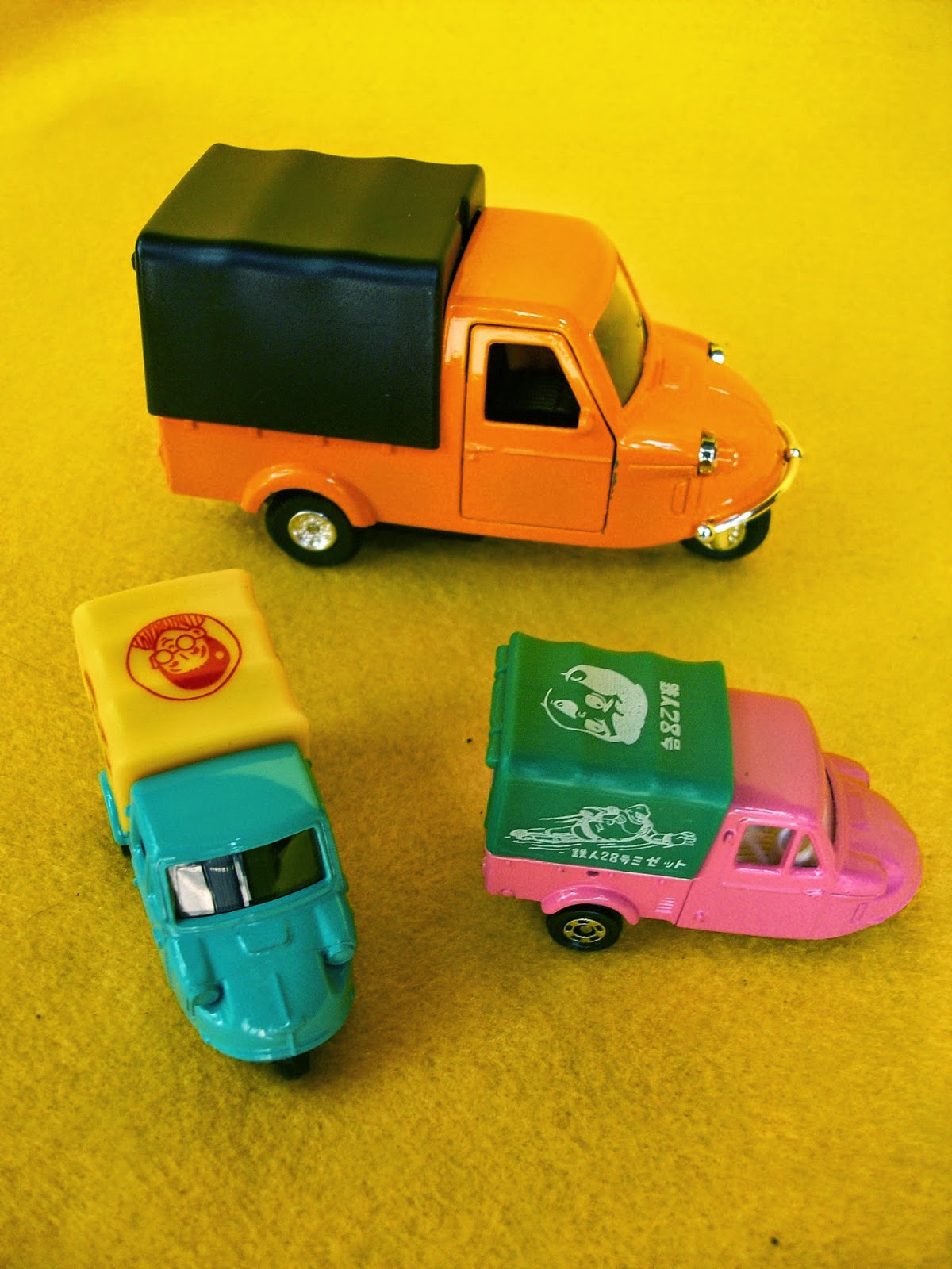 serba vintage: Bemo miniature toys.