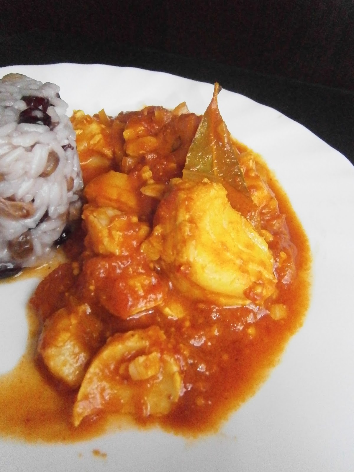 Délices d'une novice: Curry de poisson à la tomate (Inde)