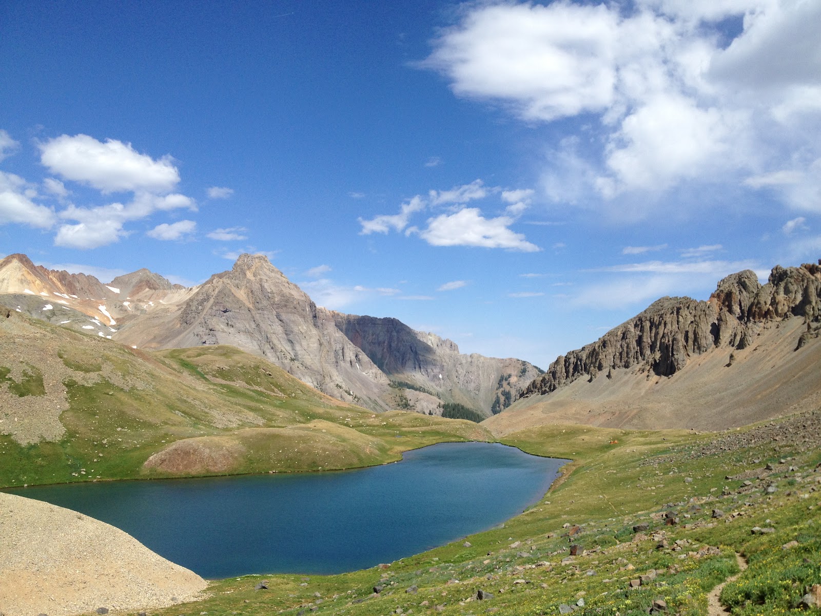 Kate Runs Colorado: Gorgeous Wildflowers and Bright Blue Lakes