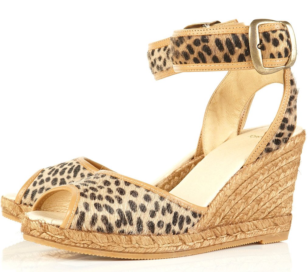 All you need is love...and lipstick: Wish List Wednesday