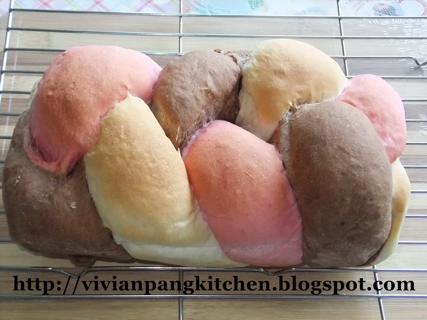 Vivian Pang Kitchen: Three Colours Loaf Bread/ Straight Dough Method