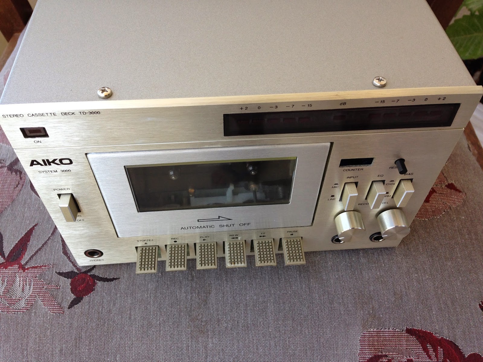 Página do Tempo/Janela do Tempo: Micro System Aiko S 3000 - Novo Exemplar