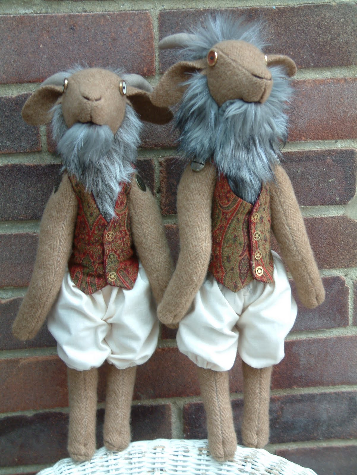 The Raggy Rat ...: Goats in Coats ....