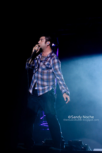 The Music Shutter: DEFTONES live in Manila 02.12.11