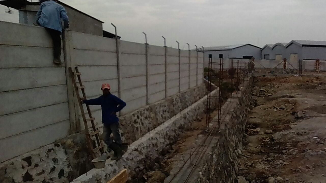 Pagar Panel Beton Precast ~ Material dan Jasa Pemasangan Panel Beton ...