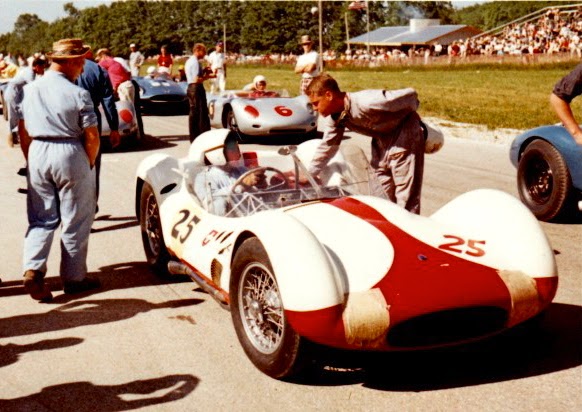 Pilotes Anciens: "RFM" (Run For, Or From, Money) Back In The Day