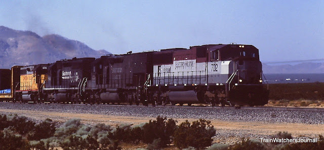 TrainWatchersJournal: Electric Blue Gives Way to Maroon and Silver