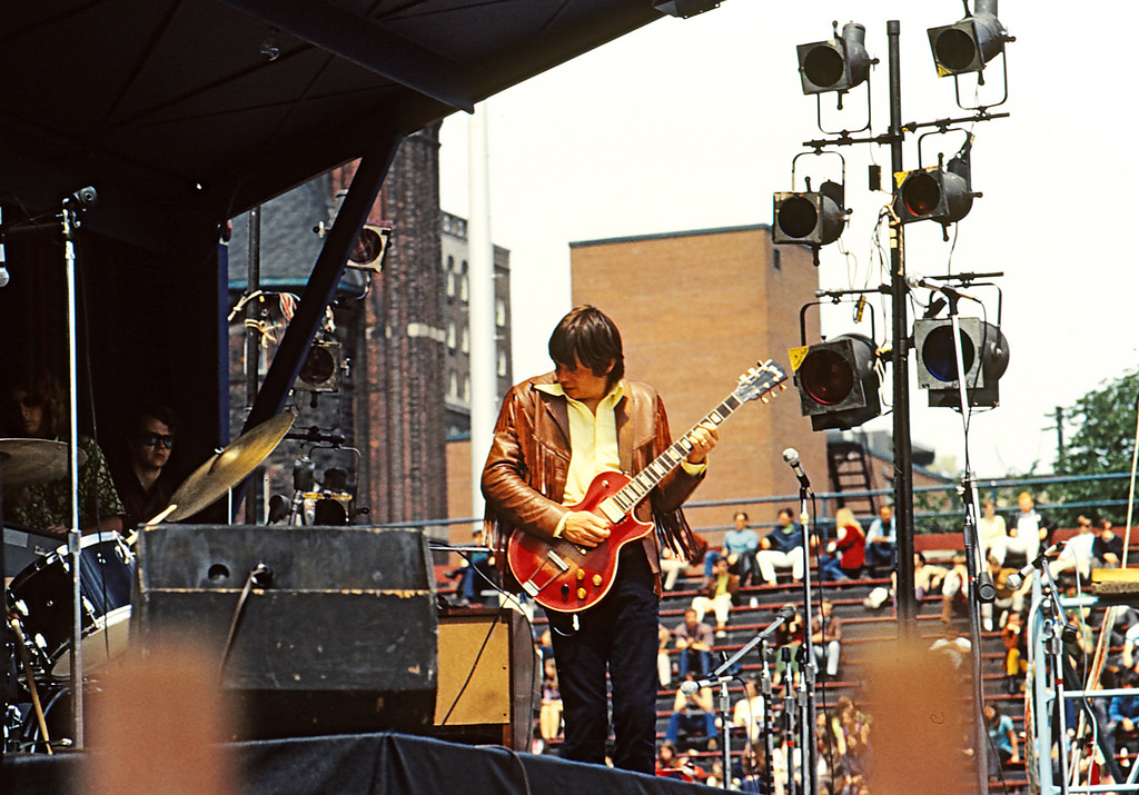 Wonderful Color Photographs of the Toronto Pop Festival, June 1969 ...