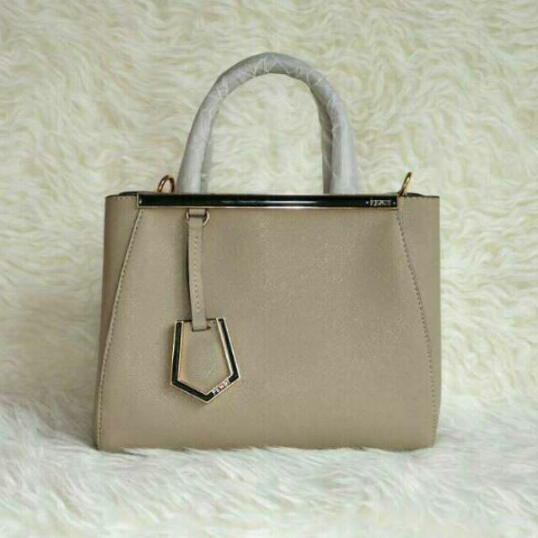 Elin Bags Shop: Merk Tas Ternama Harga Terjangkau