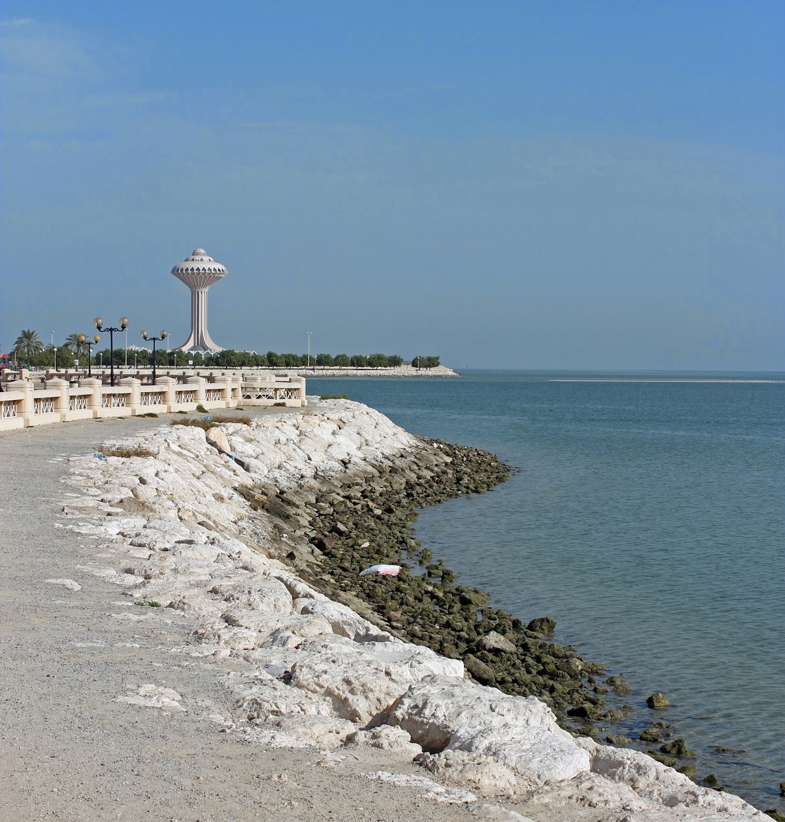 Winding My Way: Khobar Corniche