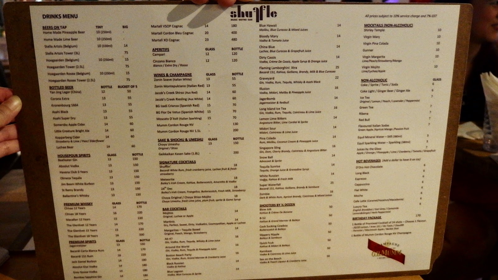 SuMMeR LoVes To Eat! Singapore Food Blog: Shuffle Bistro Bar (3D River ...