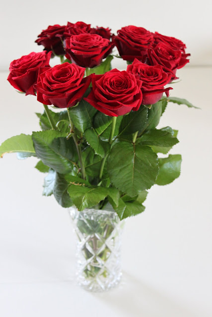 Benedictes Lille Lykke: Røde roser
