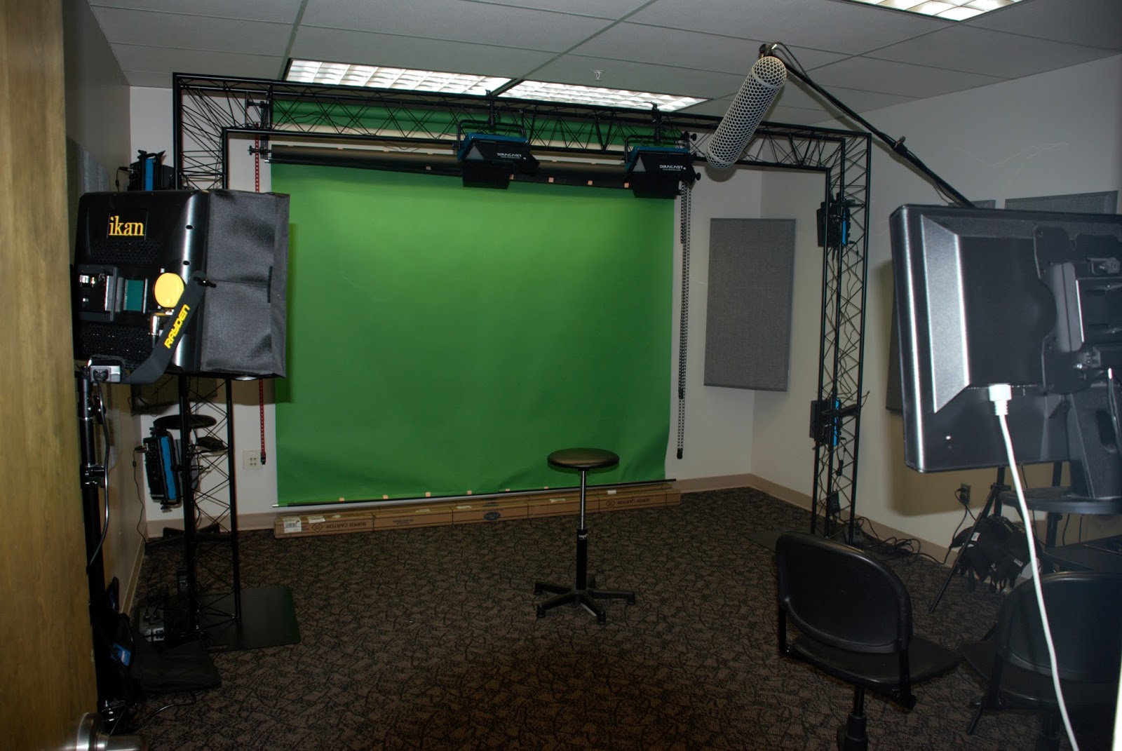 The Heath Post: Tech Note: Setting Up a Video Studio